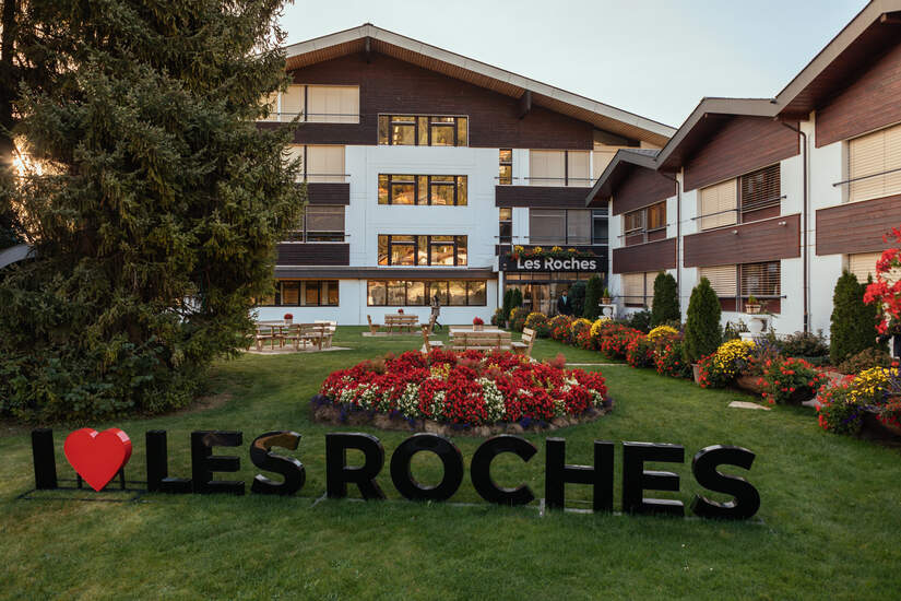Les Roches | Sommet Education
